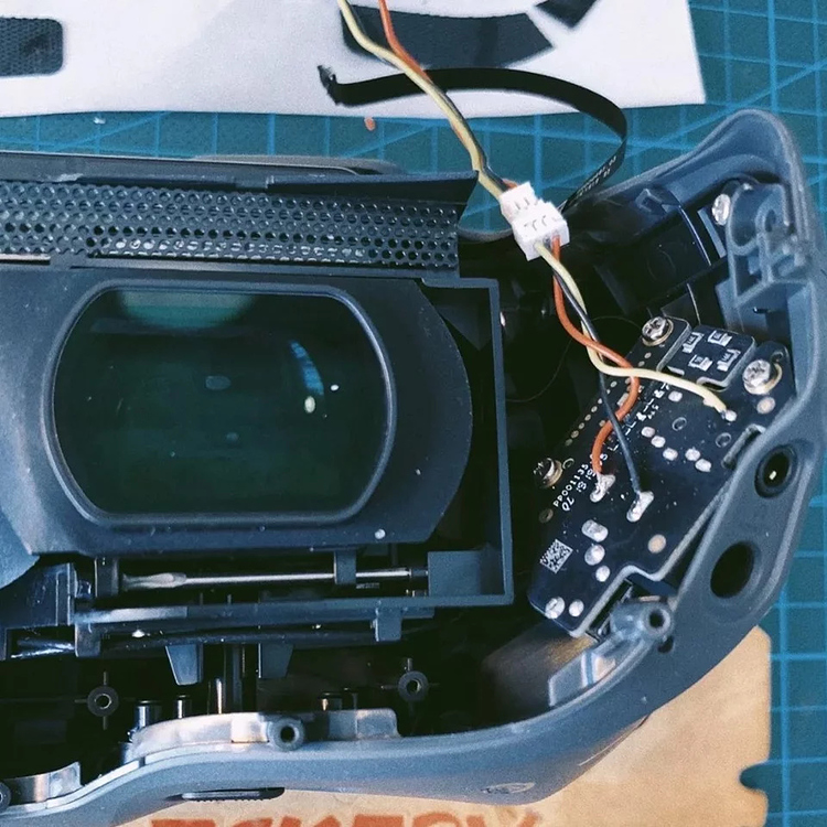 How to use an Fatshark analog RX moudule on your DJI HD FPV Goggles ...